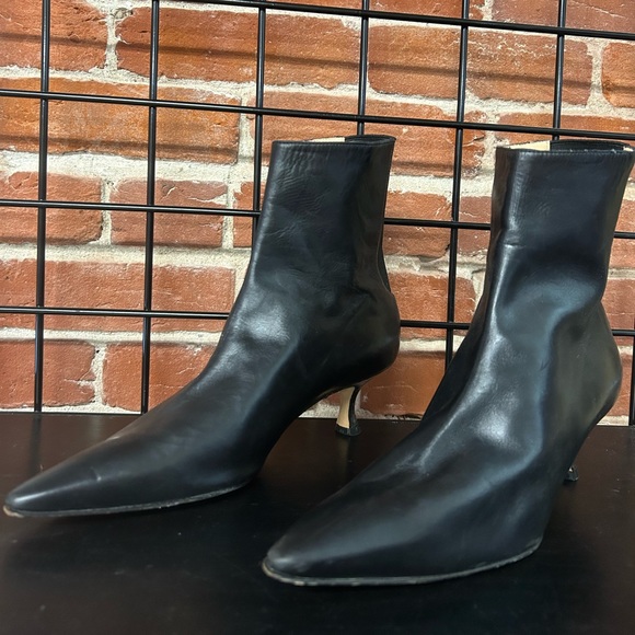 Manolo Blahnik | Shoes | Manolo Blahnik Black Leather Ankle Boot Size ...